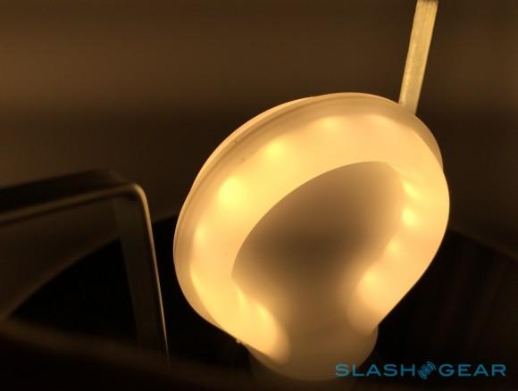 Philips SlimStyle LED bulbs get trim all round (hands-on) - SlashGear