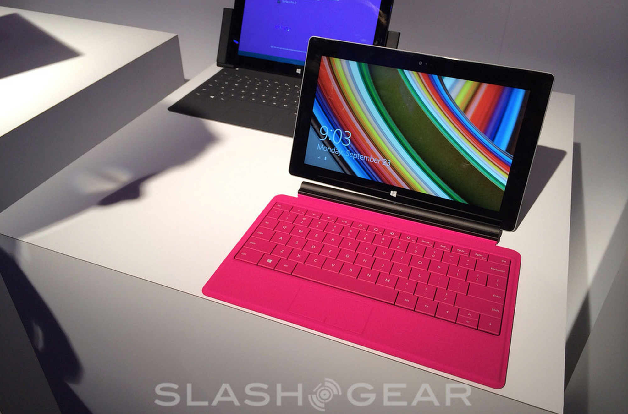 Surface Pro 3 may break release timeline - SlashGear