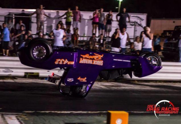 Electric golf cart drag racing results in flipped driver - SlashGear