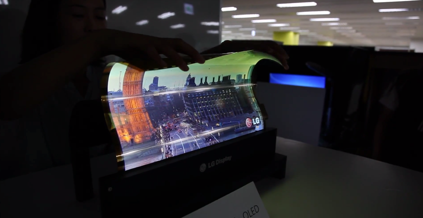 Watch LG roll up its beautiful 18-inch flexible OLED - SlashGear