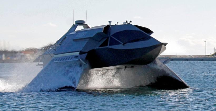 Incredible Ghost boat is perfect Bond villain runabout - SlashGear