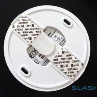 Philips Hue Tap Review: Smart bulbs go old-school - SlashGear