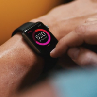 Where's our left-handed Apple Watch? [Update] - SlashGear