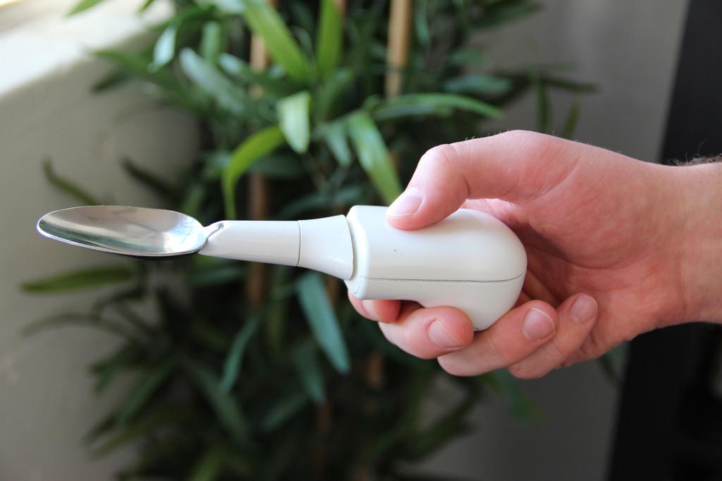 Google buys smart spoon for Google[X] health moonshot - SlashGear