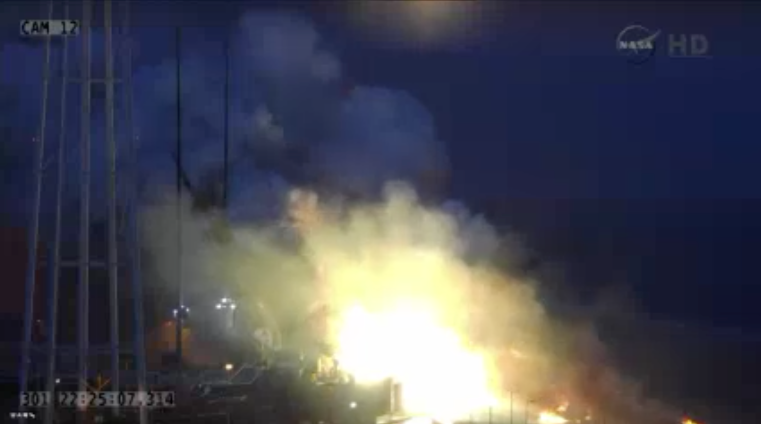 Antares ISS resupply rocket explodes on takeoff - SlashGear