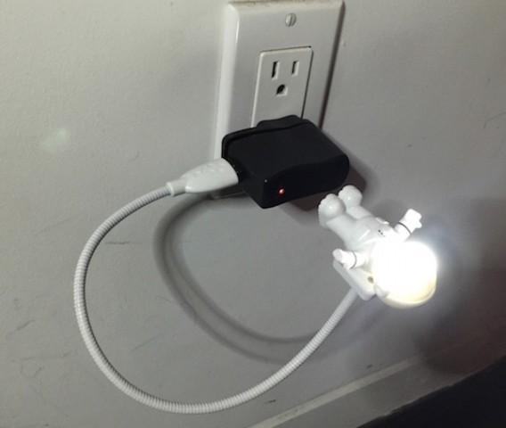 Arduino-based KeySweeper charger sniffs MS wireless keyboards - SlashGear