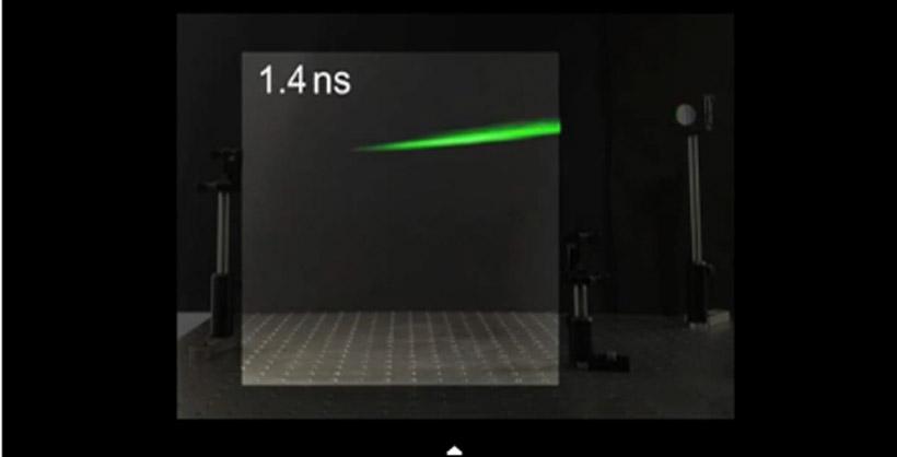 Scientists capture laser bouncing off a mirror on video - SlashGear