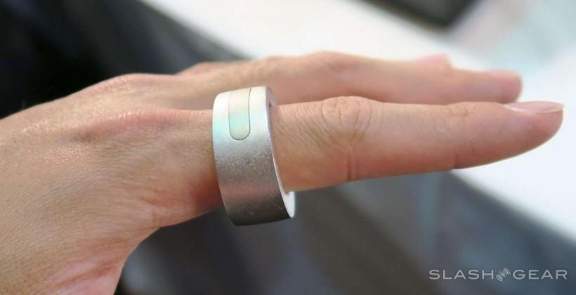 Ring wearable gesture device hands-on - SlashGear