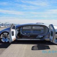 I hitched a ride in Mercedes' F 015 self-driving car - SlashGear