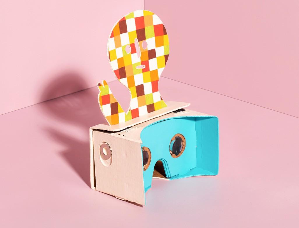 Google Cardboard art show turns platform into canvas - SlashGear