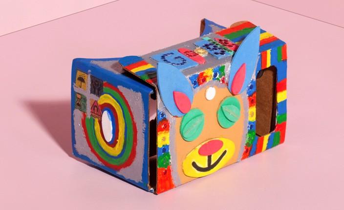 Google Cardboard art show turns platform into canvas - SlashGear