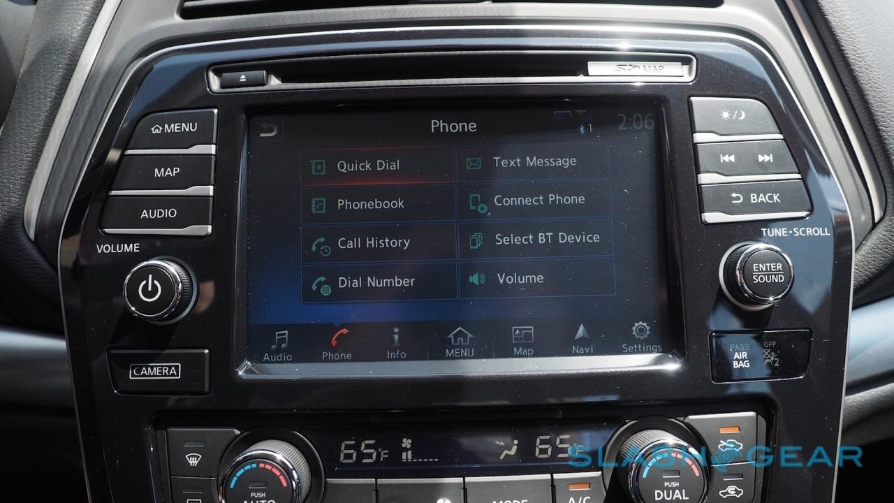 2016 Nissan Maxima Review – Bold style, bolder promises - SlashGear