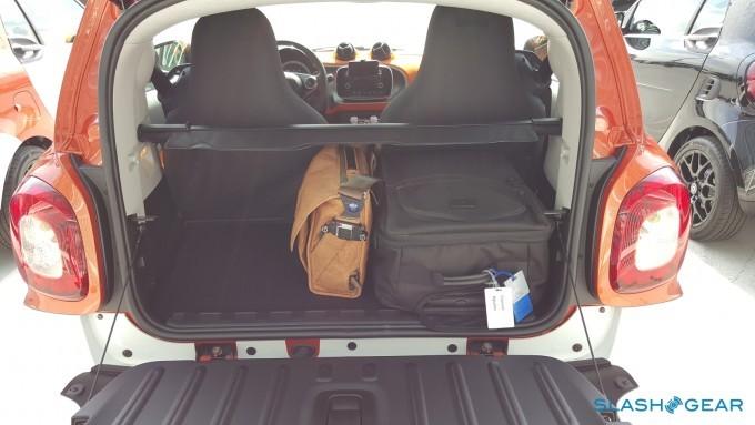 2016 smart ForTwo first-drive: Better, not bigger - SlashGear