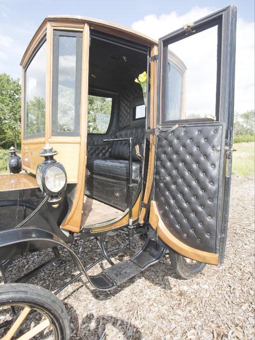 1905 Woods Queen Victoria Brougham EV Is The Only Surviving Example