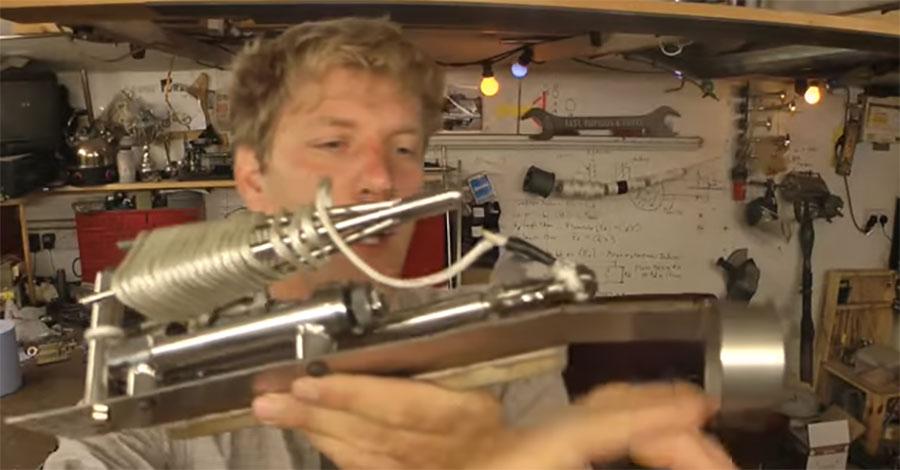 Inventor builds working Assassin's Creed Rope Launcher - SlashGear