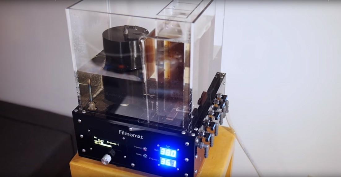 Filmomat automatically processes color, B&W film without the darkroom ...