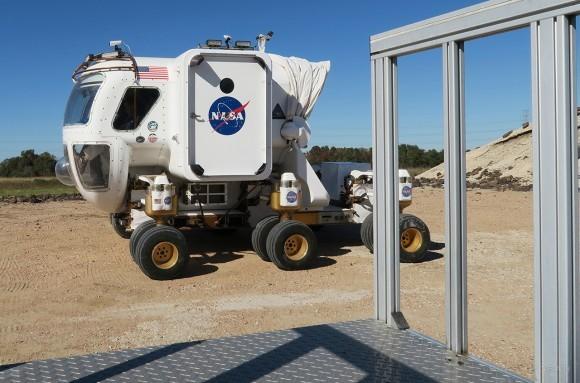 NASA Moon Rover ride-along - SlashGear