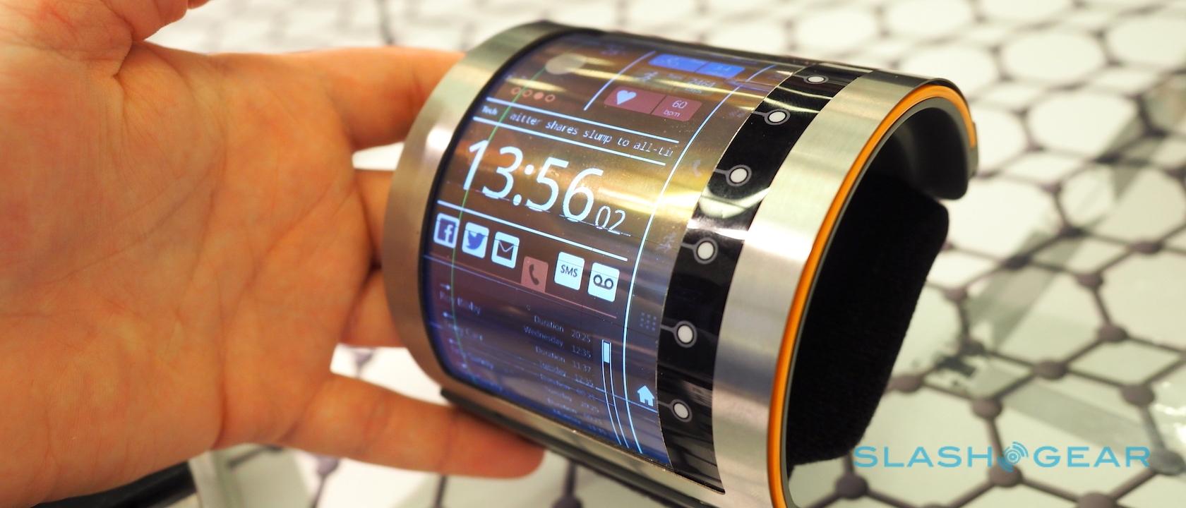 FlexEnable's sci-fi wearable previews a flexible display future - SlashGear