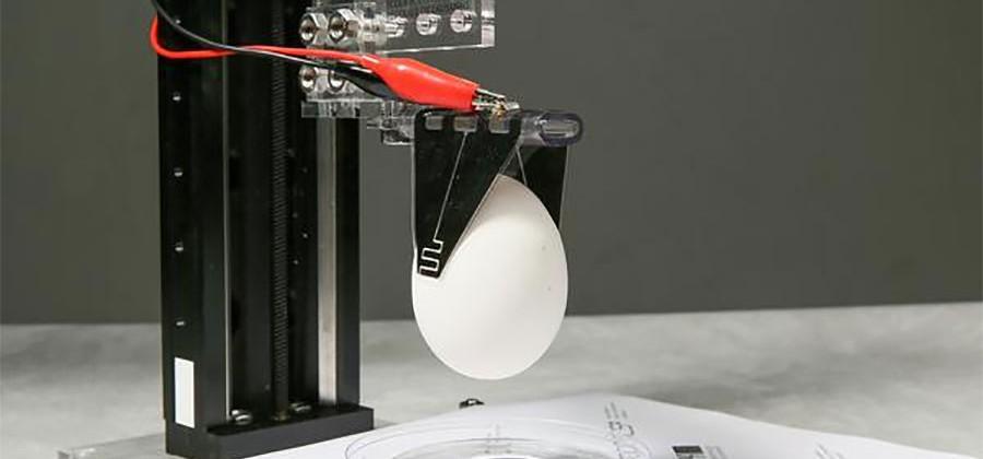Soft robotic gripper has strength and dexterity for lifting delicate ...