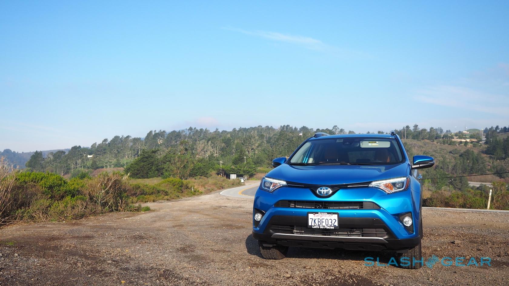 2016 Toyota RAV4 Hybrid Gallery