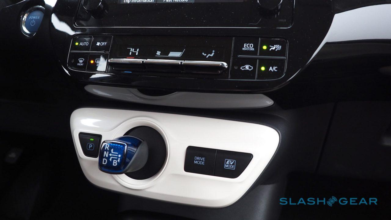 Four things the 2016 Prius Two Eco gets absolutely right - SlashGear