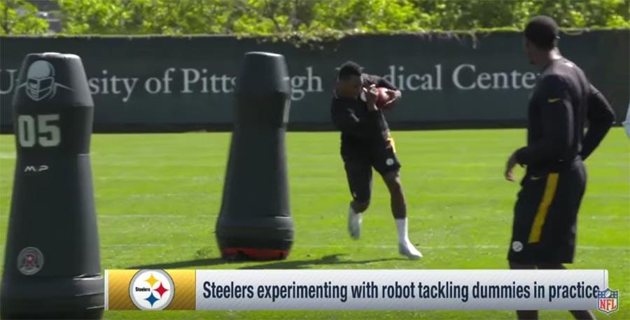 Pittsburgh Steelers test robot tackling dummies - SlashGear
