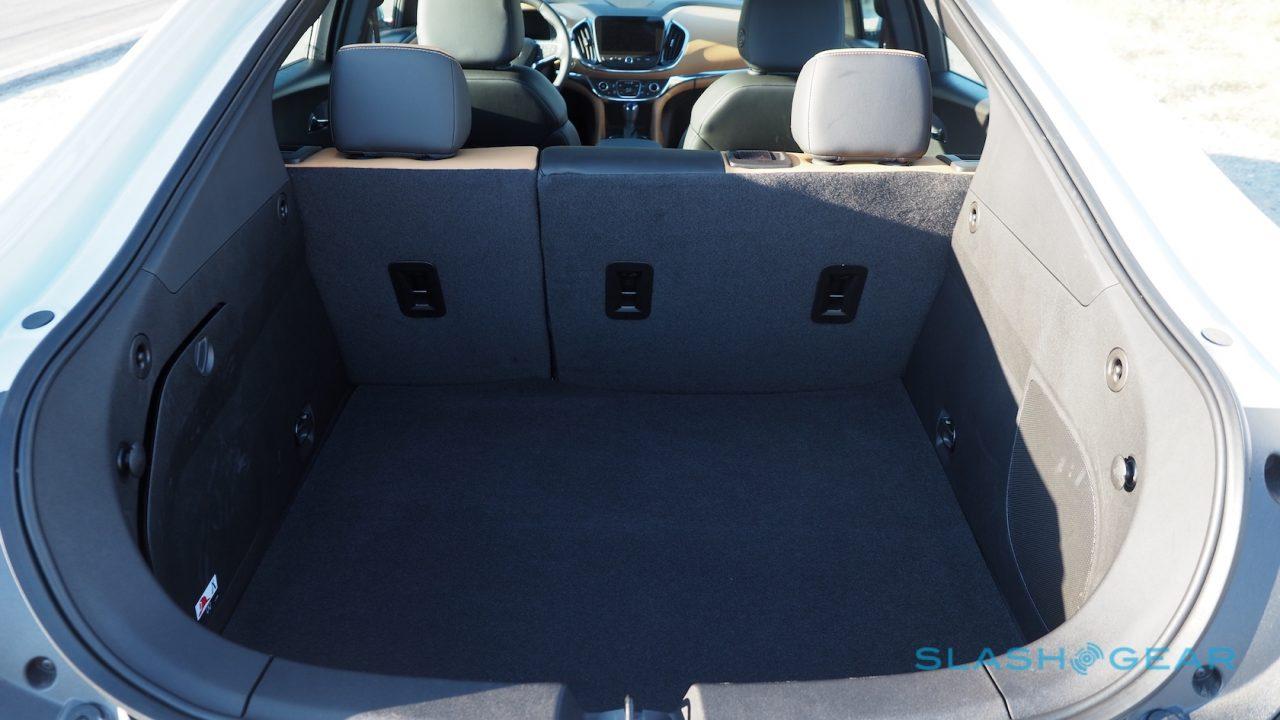 2017 Chevrolet Volt Review: The secret hybrid - SlashGear