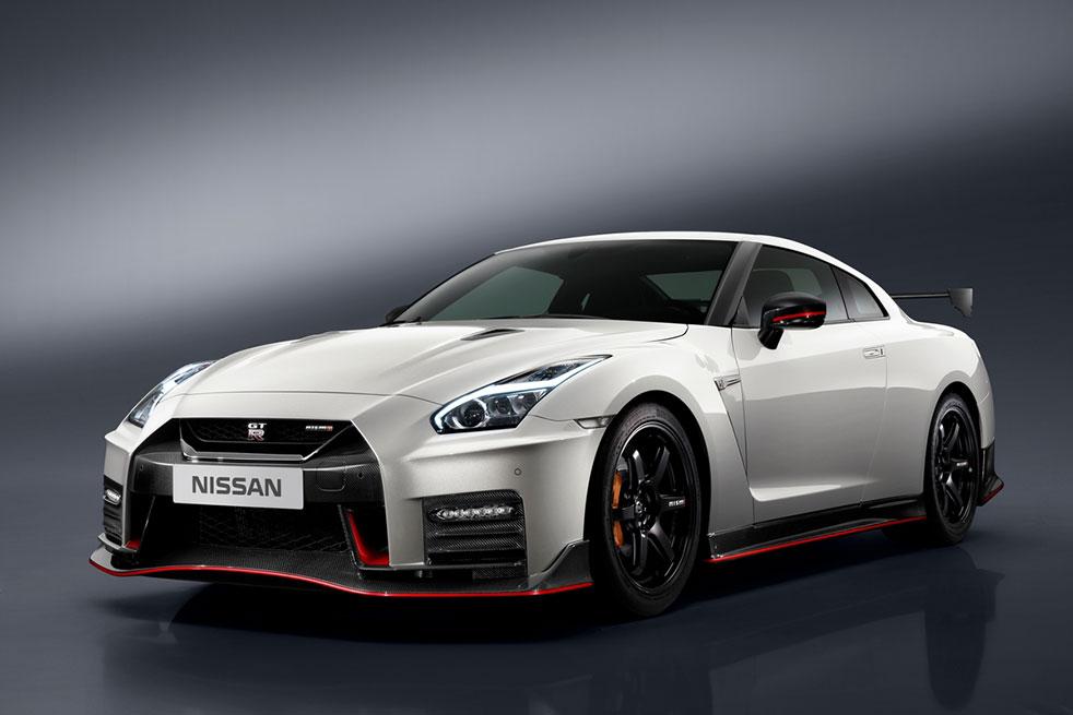 2017 Nissan GT-R Nismo MSRP starts at $174,990 - SlashGear