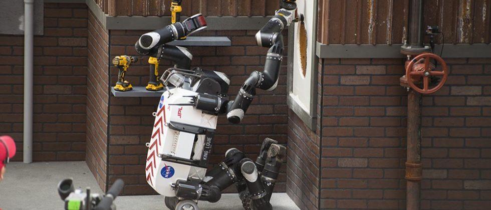 NASA's RoboSimian robot destroyed during battery explosion - SlashGear