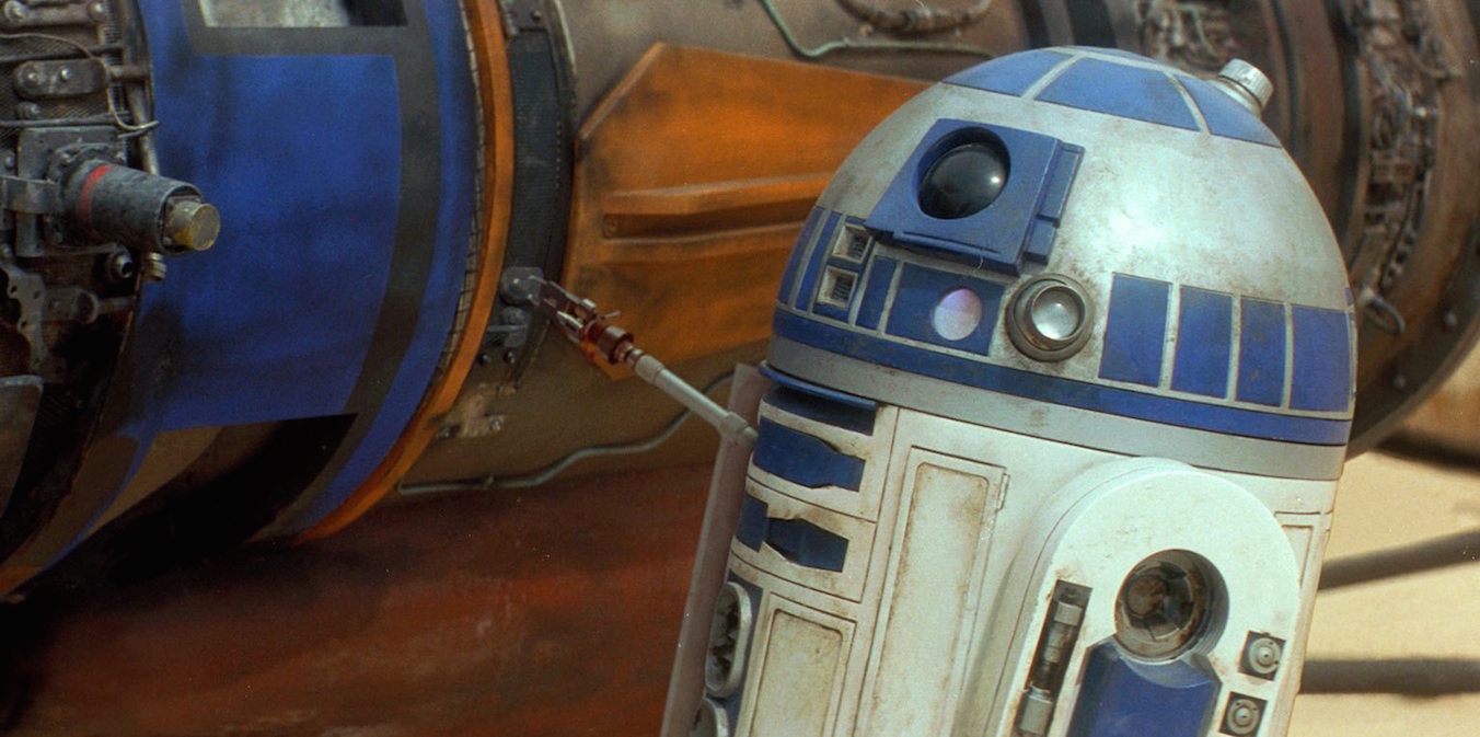R2-D2 sells for $2.76 million at auction - SlashGear