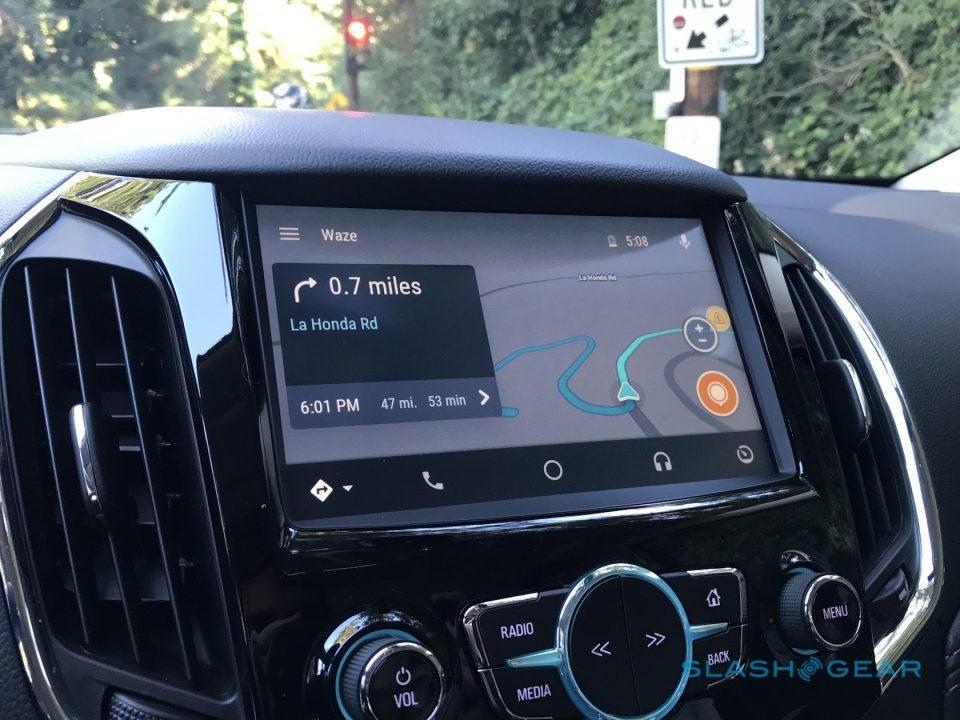 Waze Android Auto hands-on: The reason for Android-in-the-car - SlashGear