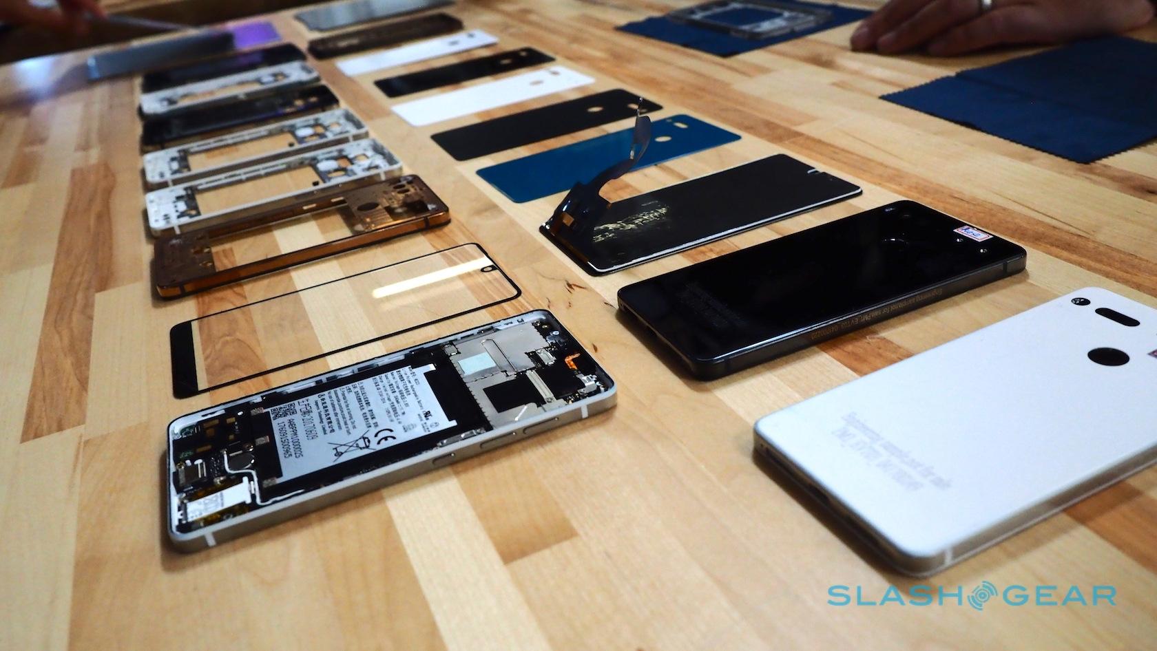 Essential Phone Gallery