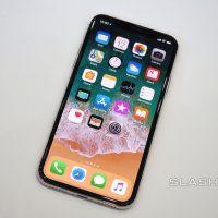iPhone X hands-on : Apple's OLED flagship up close - SlashGear