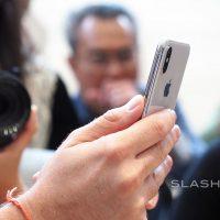 iPhone X hands-on : Apple's OLED flagship up close - SlashGear