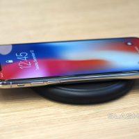 iPhone X hands-on : Apple's OLED flagship up close - SlashGear