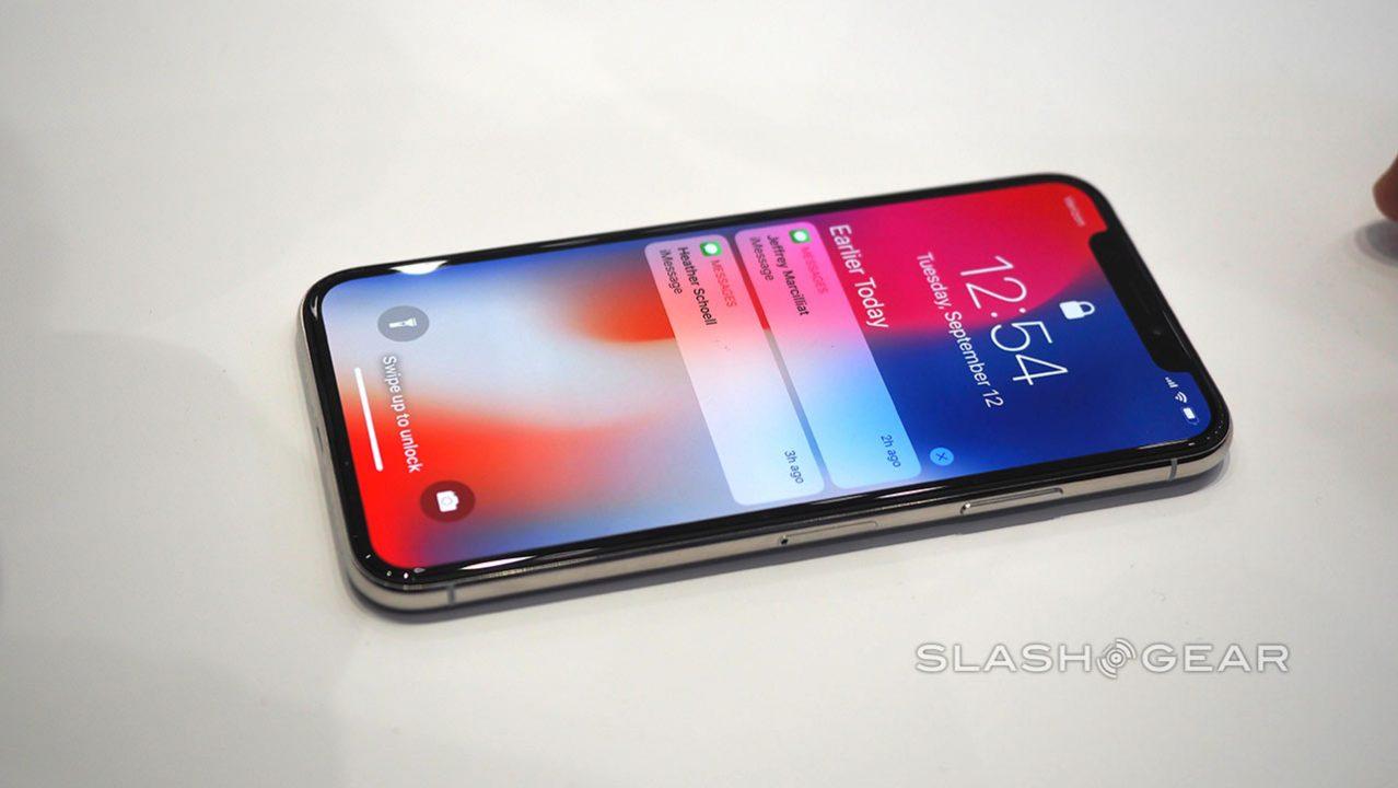 iPhone X hands-on : Apple's OLED flagship up close - SlashGear