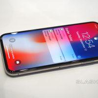 iPhone X hands-on : Apple's OLED flagship up close - SlashGear