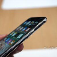 iPhone X hands-on : Apple's OLED flagship up close - SlashGear