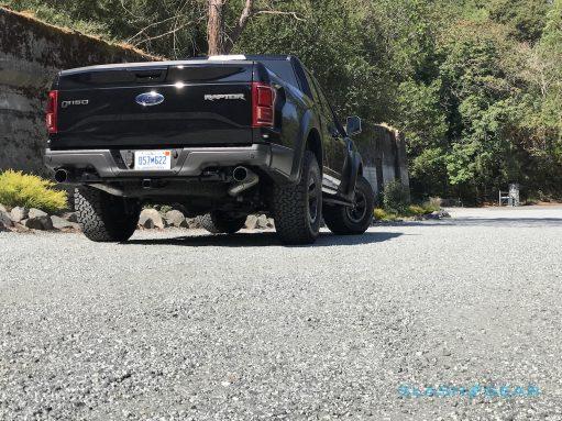 2017 Ford F-150 Raptor SuperCab Review: Really trucking good - SlashGear