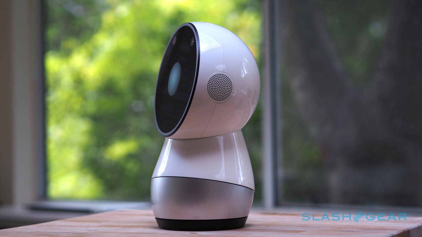 Jibo Review: Alexa gets some cute competition - SlashGear