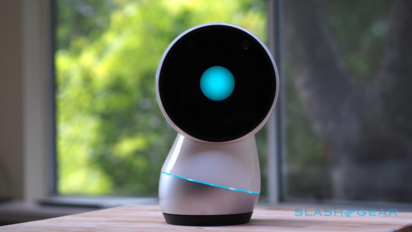 Jibo Review: Alexa gets some cute competition - SlashGear