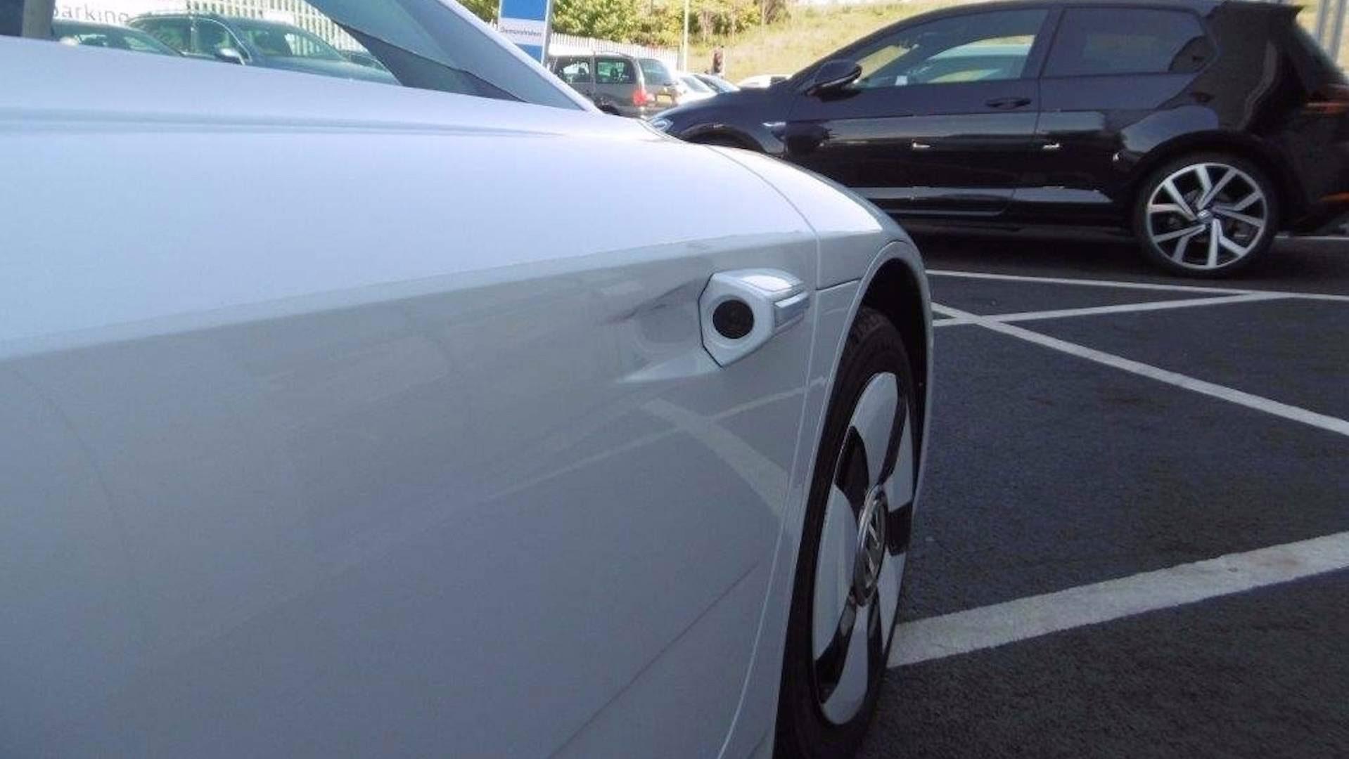 2015 VW X1 Spied Cruising With Supercars