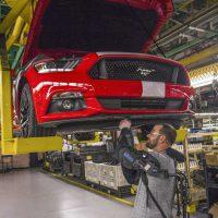 Ford EksoVest exoskeleton helps workers lift things overhead - SlashGear
