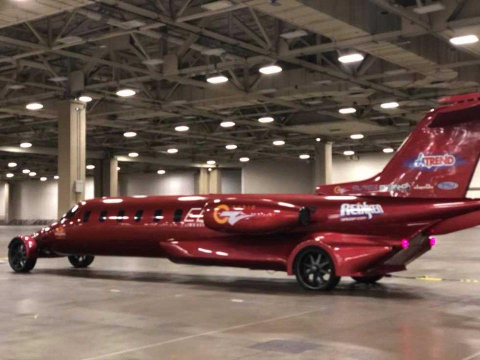 Bizarre Limo-Jet doesn't fly and is street legal - SlashGear