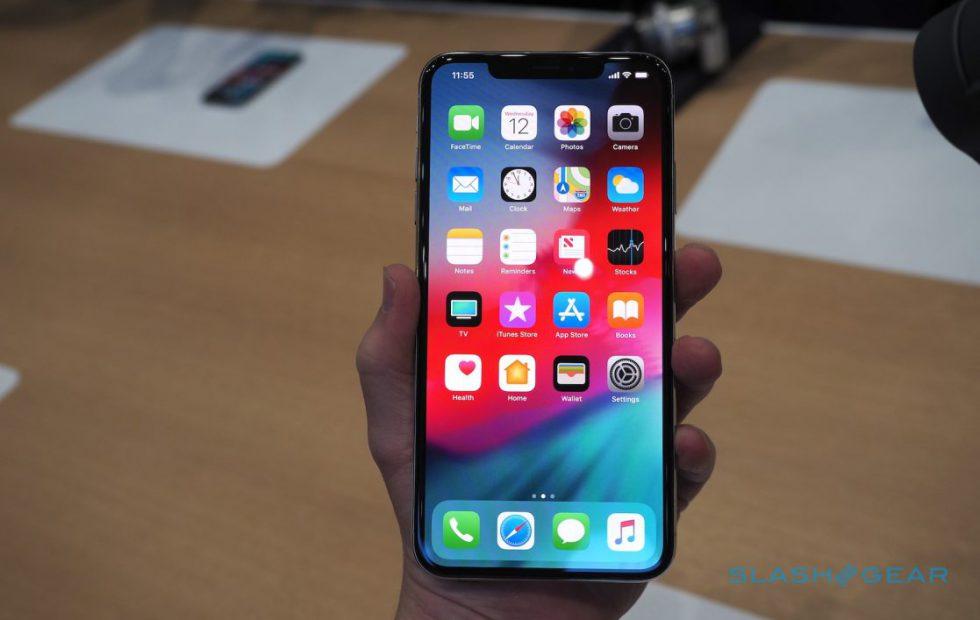 2019 iPhone models may pack improved Face ID system - SlashGear