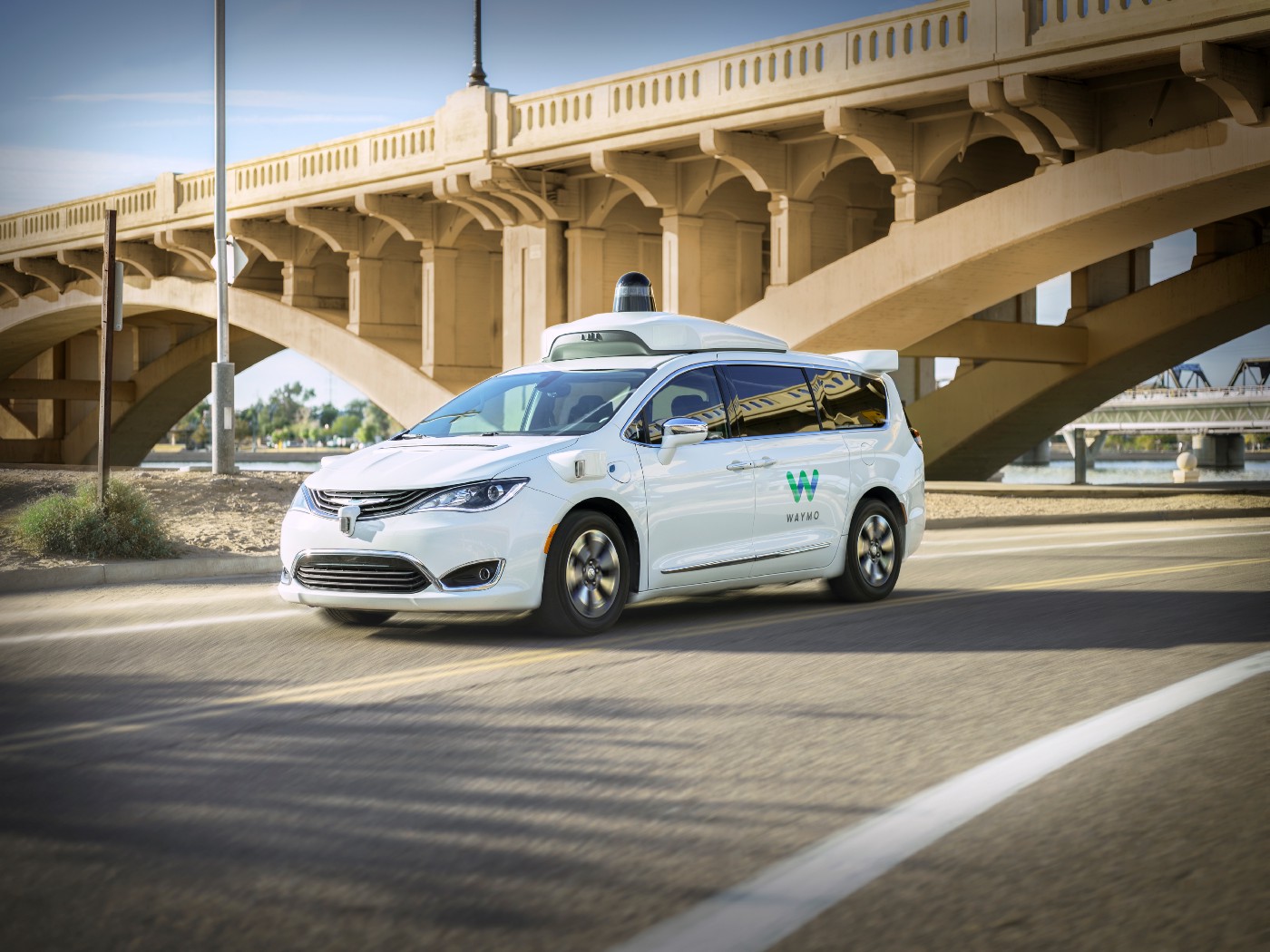 Waymo One launched as commercial self-driving service - SlashGear