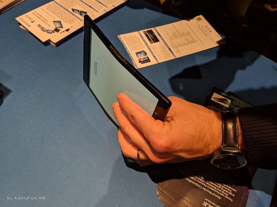 Royole Foldable Display and FlexPai hands-on: Mobile bendy phone screen ...