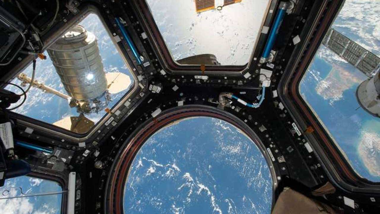Researchers combat ISS superbugs using a new antibacterial surface ...