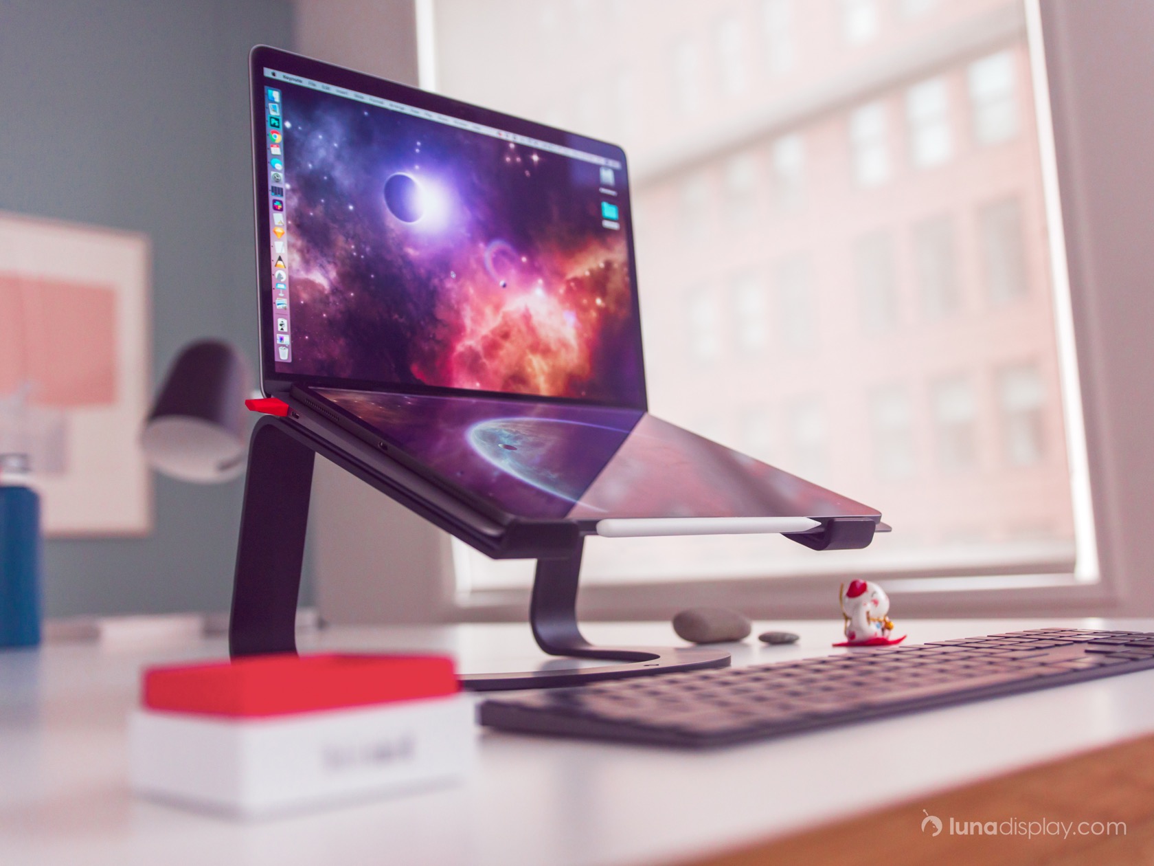 This striking foldable Mac concept imagines Apple's Marzipan future ...