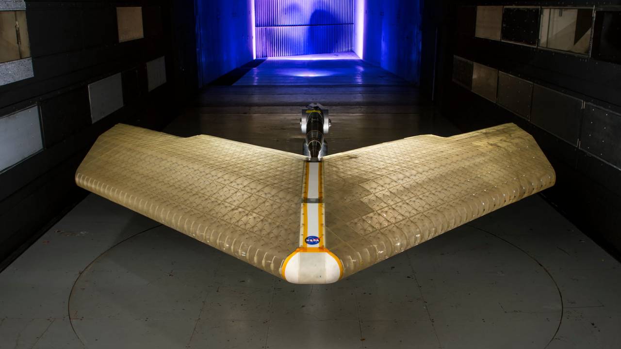 NASA's incredible smart wing can morph as it flies - SlashGear